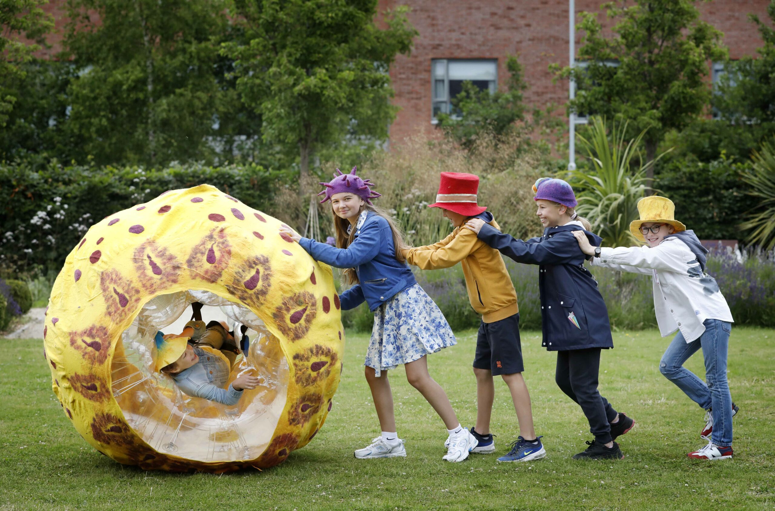 Applications are open for the Creative Youth on a Shared Island Fund - Creative Ireland Programme